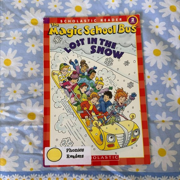 Other | 204 The Magic School Bus Lost In The Snow Book | Poshmark